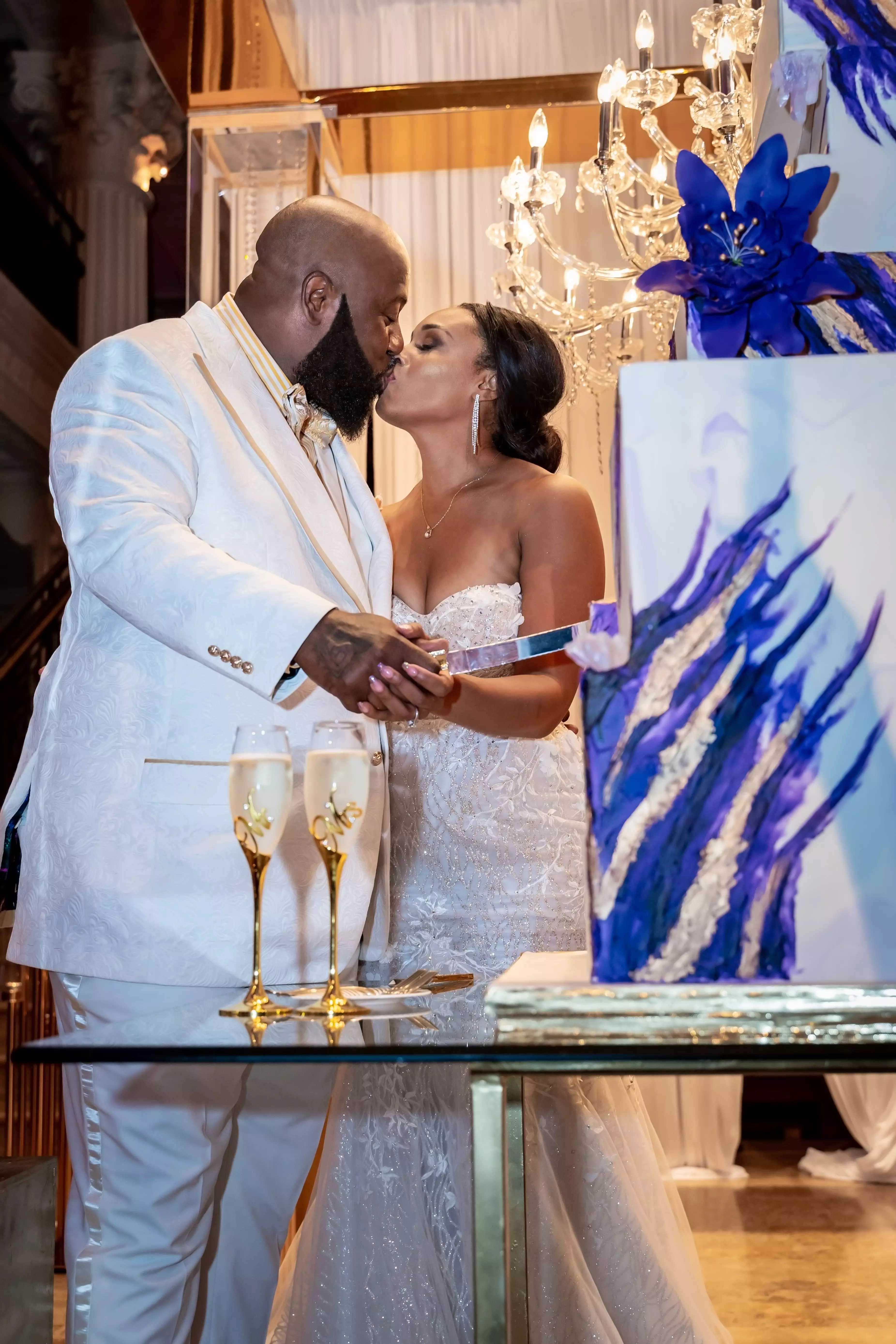 Bridal Bliss: Amie i Craig van fer tot el possible per al seu casament modern a Houston 48702_17