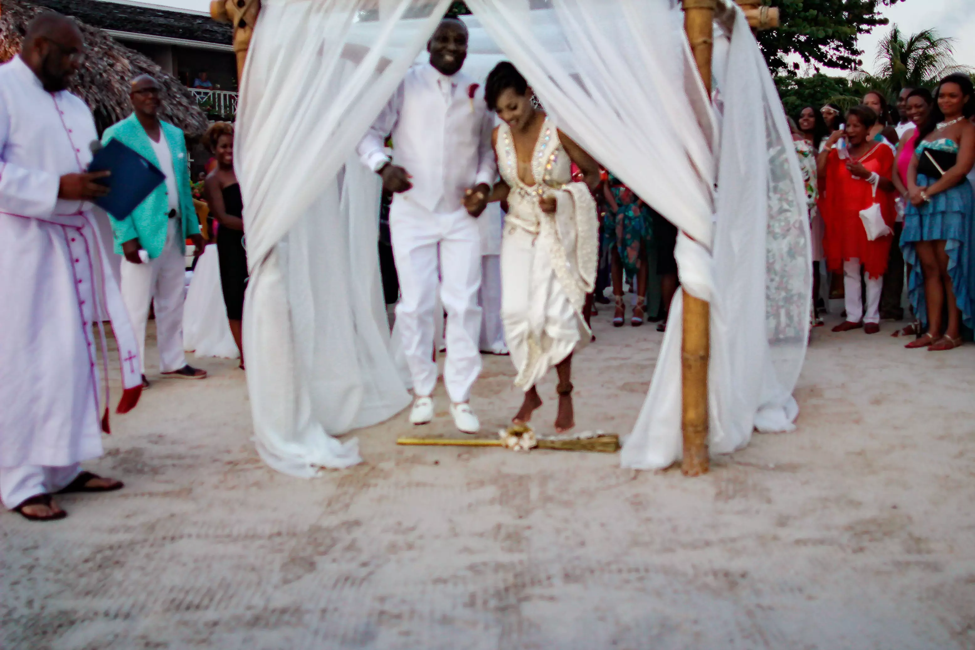 MC Lyte Wedding Photos- Essence 49862_3