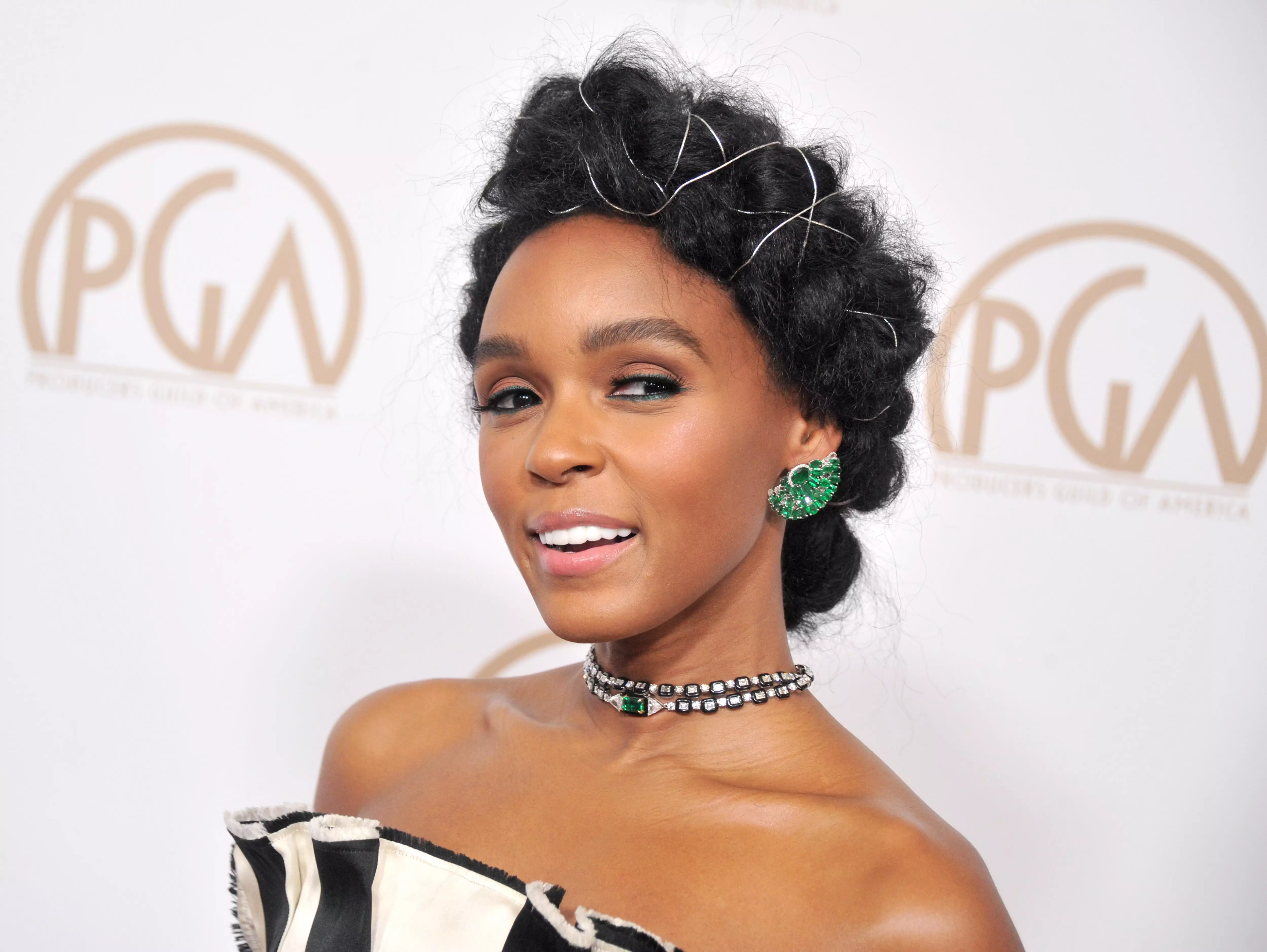 Janelle Monae Hairstyle Accessories 50054_9