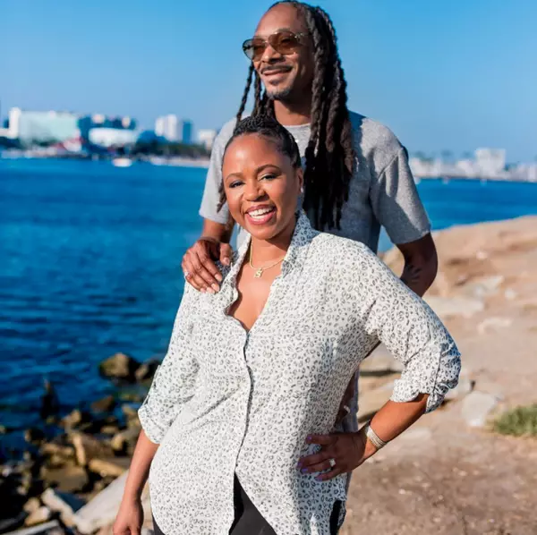 Snoop Dogg na nwunye Shante Broadus hụrụ n'anya na foto 50284_1