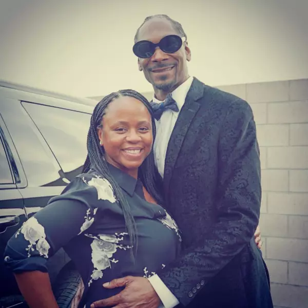 Snoop Dogg en vrouw Shante Broadus houden van foto's 50284_10