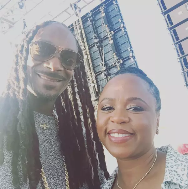 Snoop Dogg na nwunye Shante Broadus hụrụ n'anya na foto 50284_13