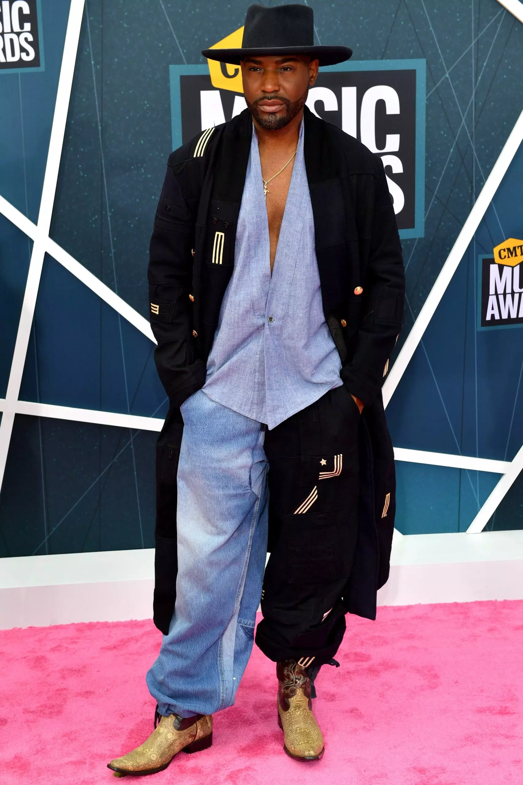 Lintang Dazzle Down South On The CMT Awards Red Carpet 5031_6