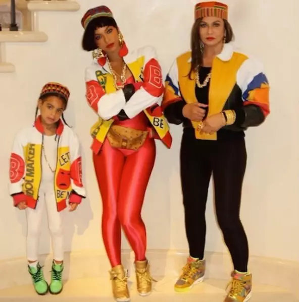 Cilên Halloween-ê yên Malbata Beyoncé û JAY-Z di nav salan de Essence 51375_10