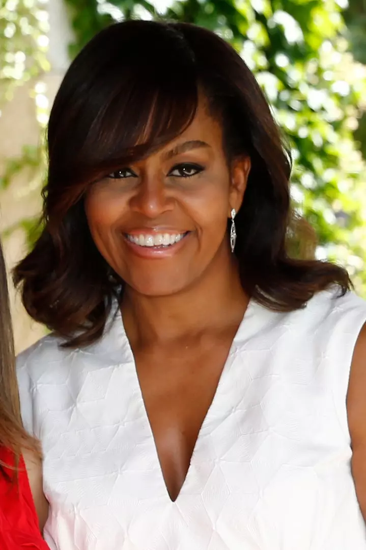 Mafi kyawun lokacin gashin gashi na Michelle Obama 2016 51491_12