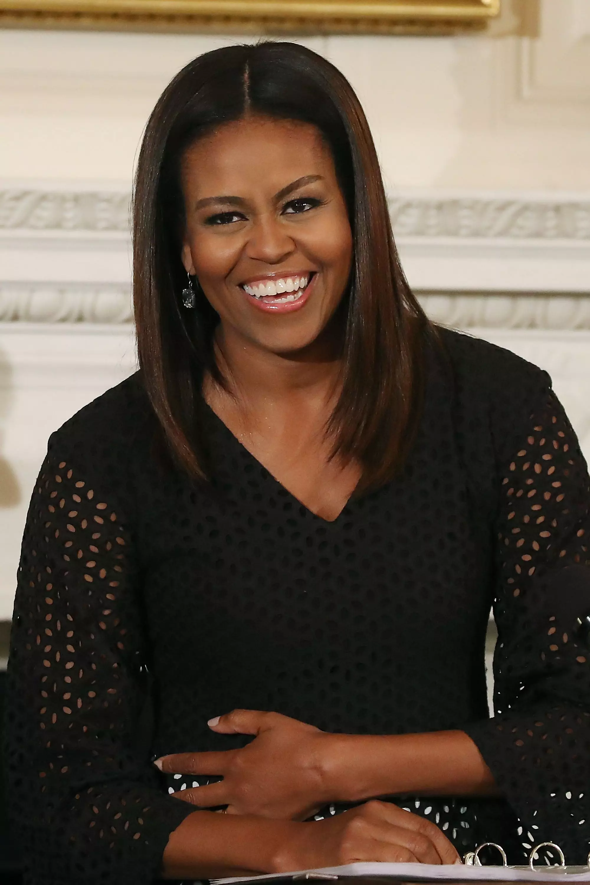 Najlepsze momenty włosów Michelle Obama 2016 51491_17