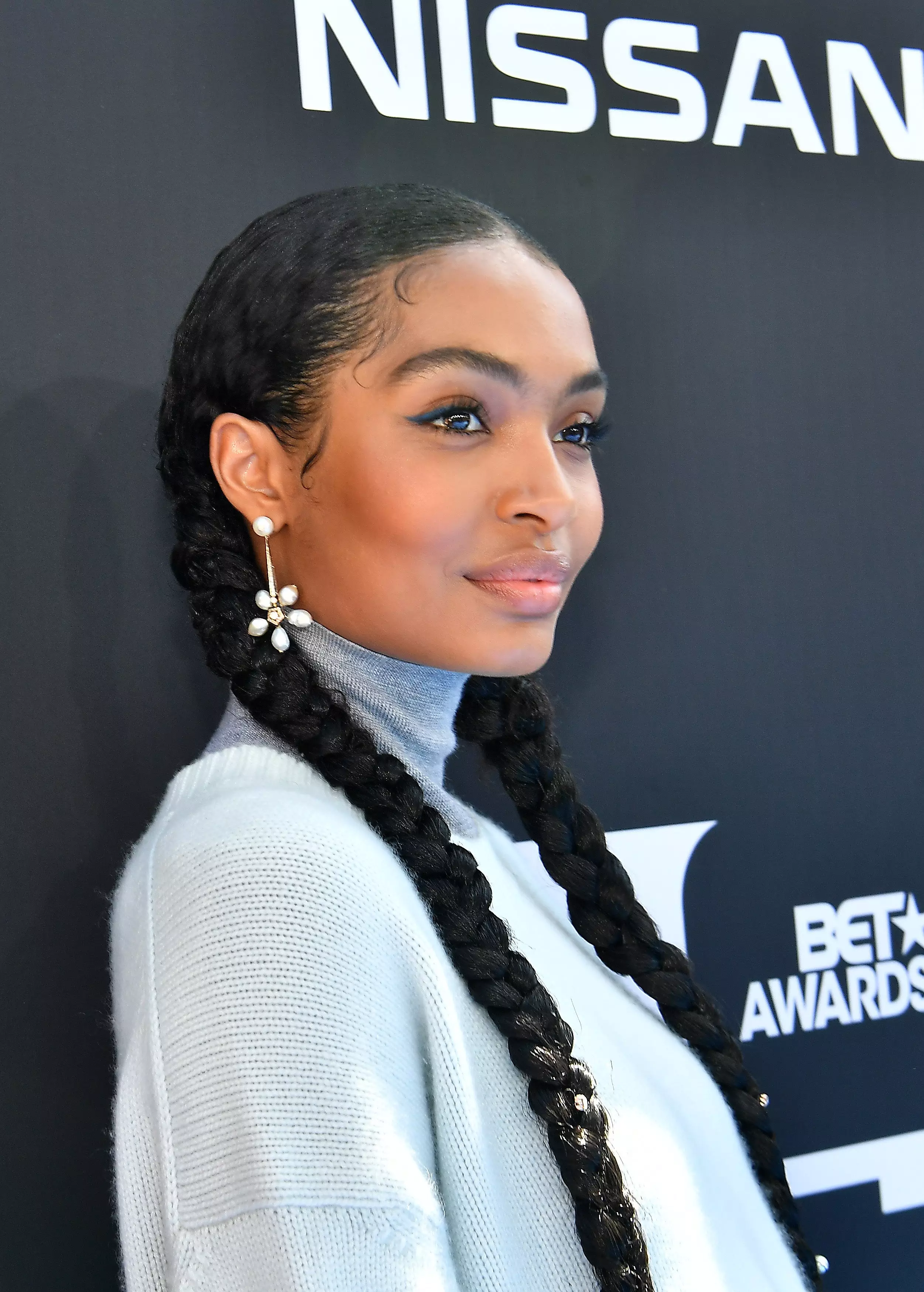 Red Carpet Beauty from The 2019 BET Awards 51592_18