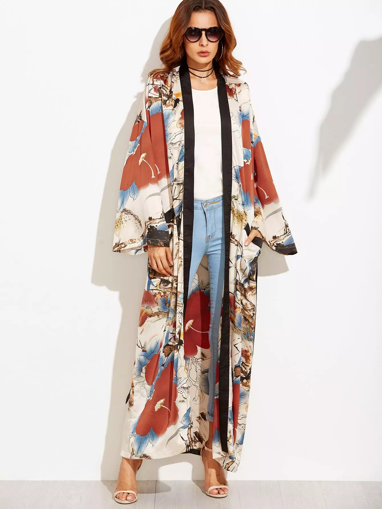 Beyonce ໃສ່ Gucci Kimono- Essence ມູນຄ່າ 21,945 ໂດລາ 51605_2