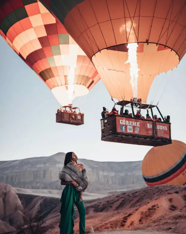 15 Kali Wanita Kulit Hitam Naik Sepanjang Jalan Di Cappadocia, Turki 55668_7