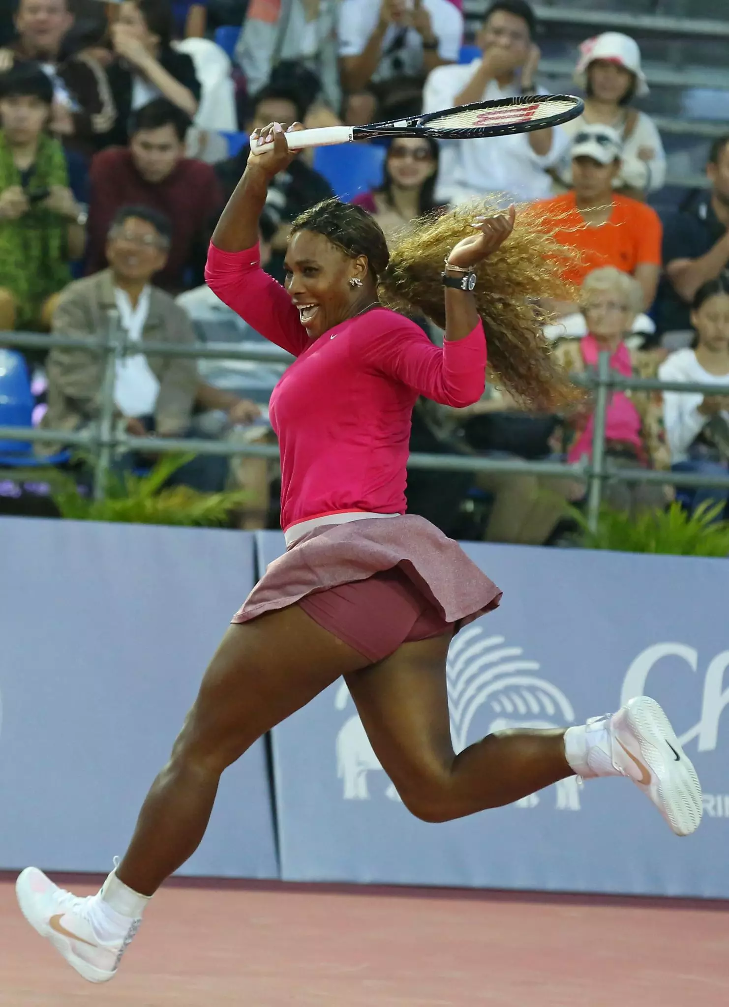 11 Cúiseanna a Bhfuil Bua ag Serena Williams sa Saol 56315_5