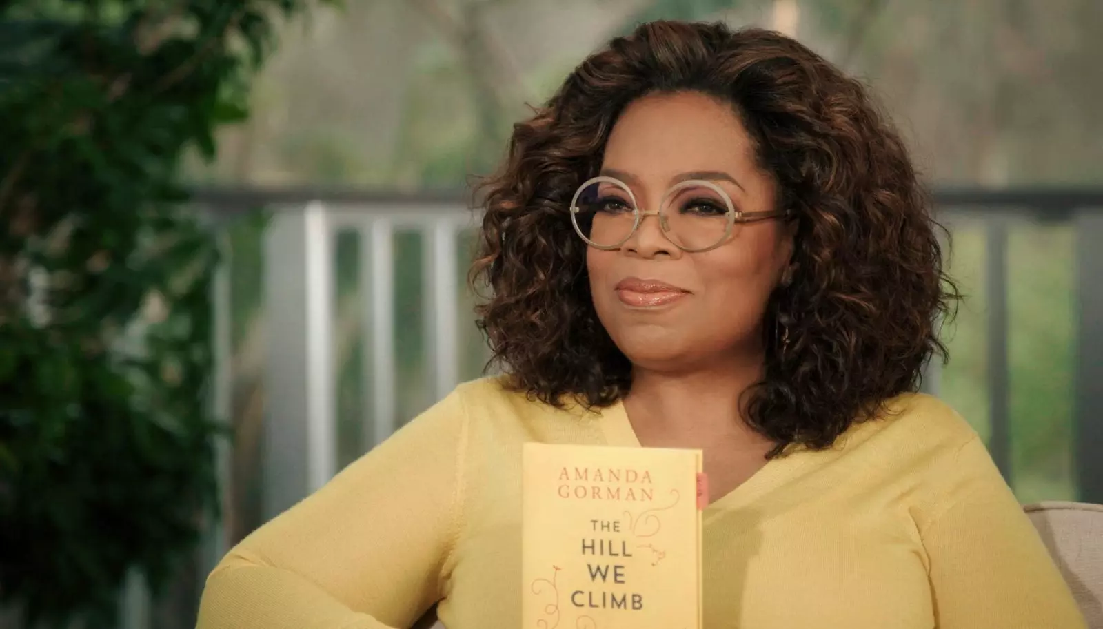 Amanda Gorman besprekt mei Oprah doe't se 'it op 'e flier lei' tidens inaugureel gedicht