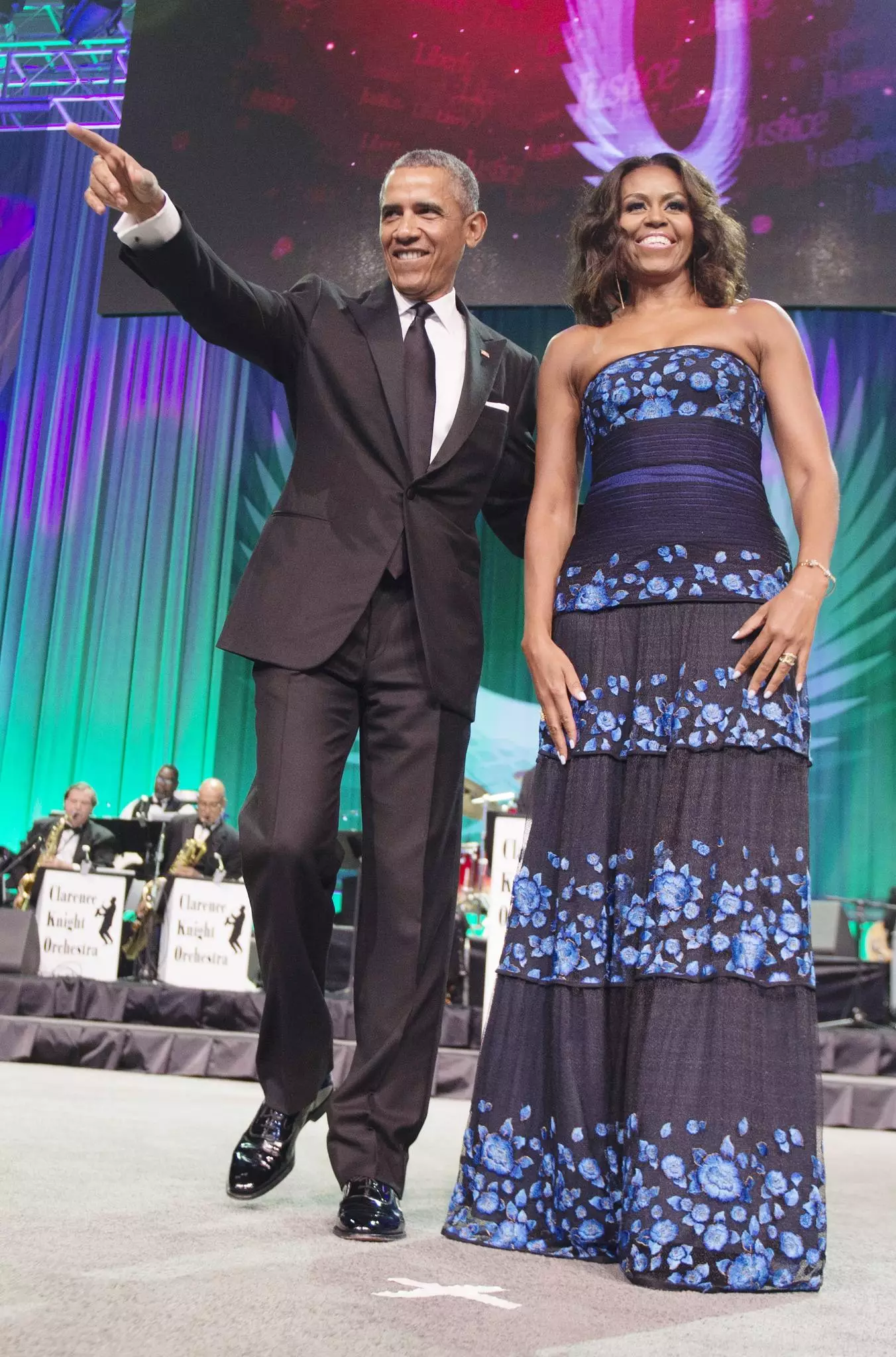 Yubileyiniz mübarək! Prezident Obama və birinci xanım Mişel Obama evliliklərinin 23 illiyini qeyd edirlər