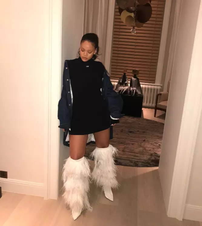 Rihanna Saint Laurent støvler