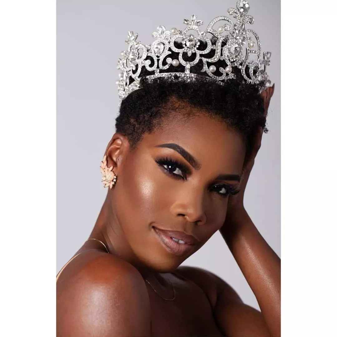 تقدم Miss Black America كلمة عن اختطاف الجمال الأسود