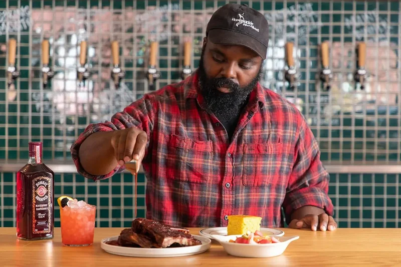 Chef Omar Tate sobre a importância de mostrar a cultura negra na alimentação