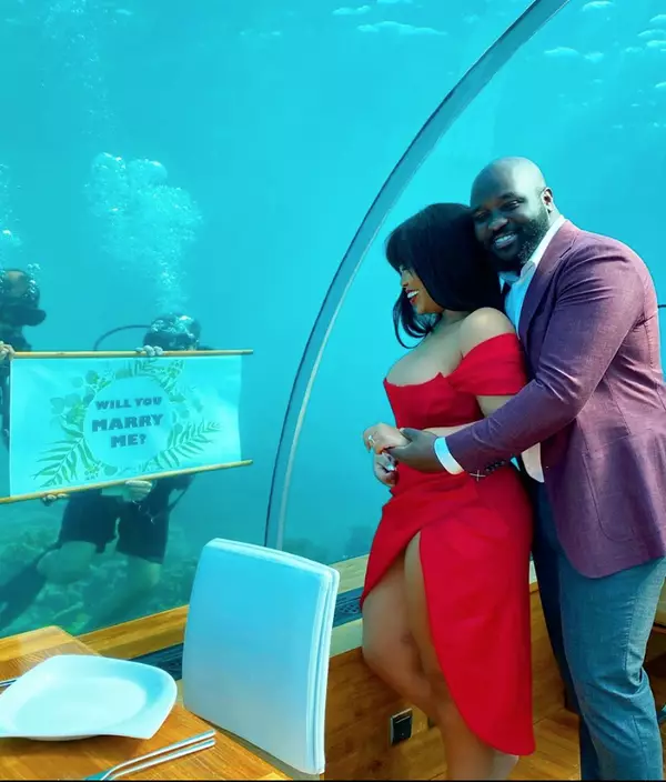 La demande en mariage de ce couple aux Maldives sous-marines fera sourire votre cœur 6548_7