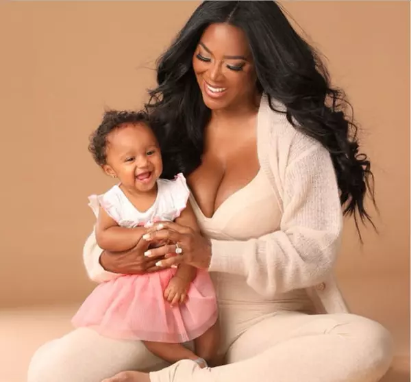 Kenya Moore da Marc Daly Sun Tattauna Tafiyarsu ta IVF 6840_1