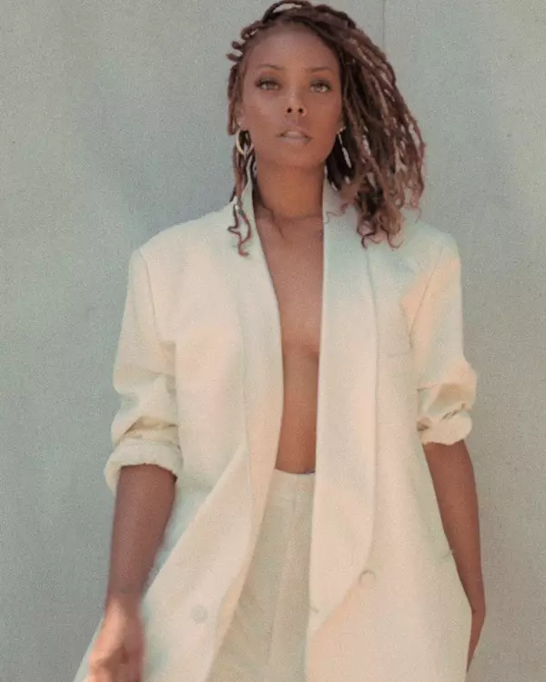 Eva Marcille Yeni Mekanlarının 'Özgürlüğünü Seviyor' 7608_6