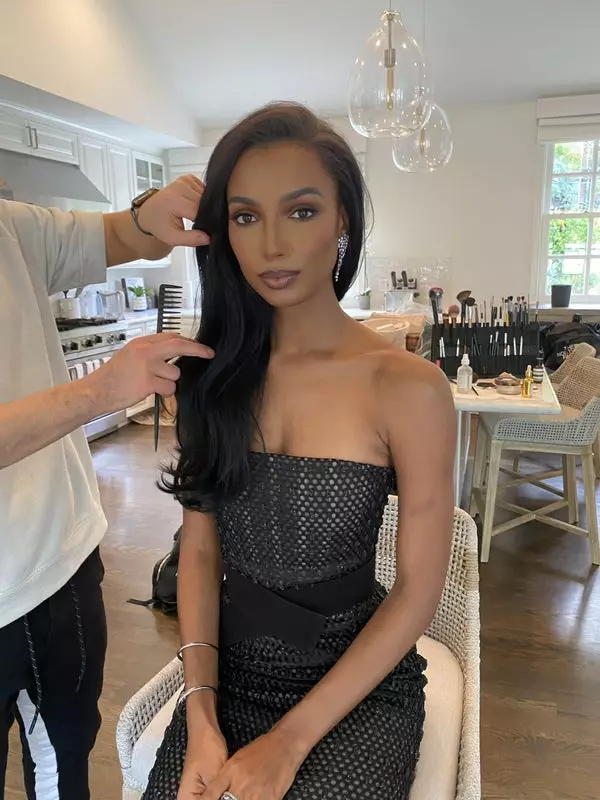 Jasmine Tookes maakt zich klaar voor de 51e NAACP Image Awards 7645_3