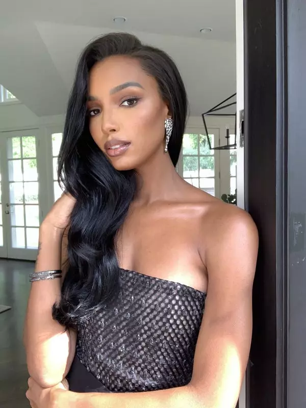 Jasmine Tookes maakt zich klaar voor de 51e NAACP Image Awards 7645_4