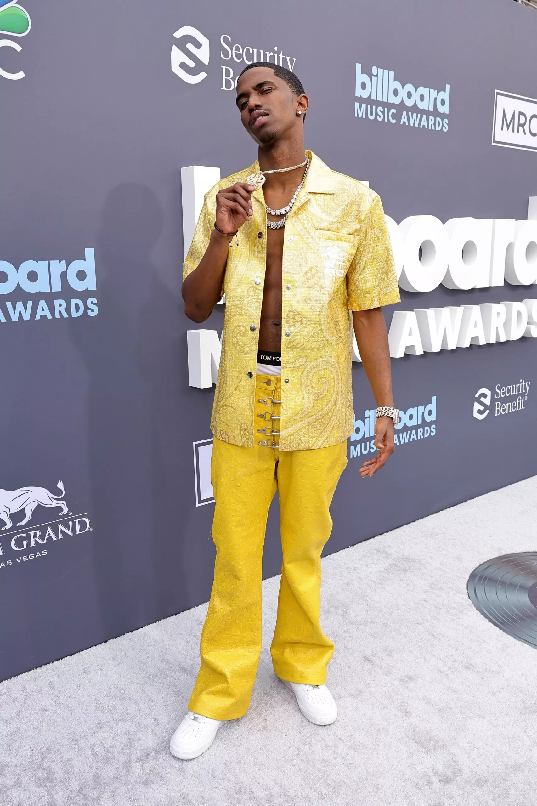 Veja suas estrelas favoritas no tapete vermelho do Billboard Music Awards 7745_16