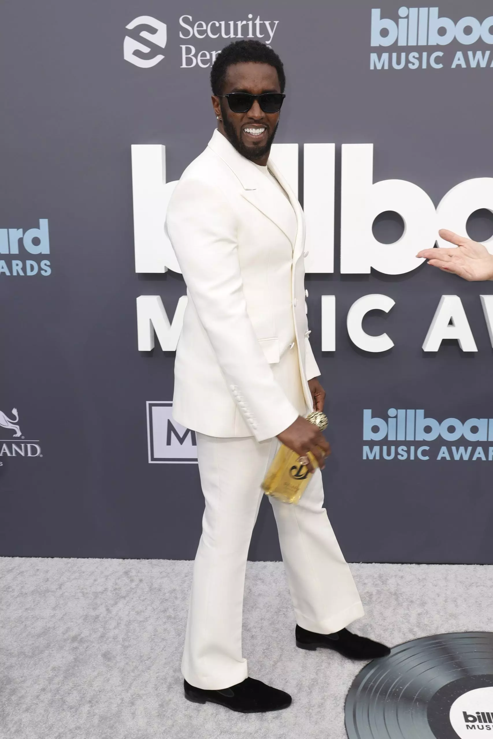 Mira a túa acrobacia de estrelas favoritas na alfombra vermella dos Billboard Music Awards 7745_4