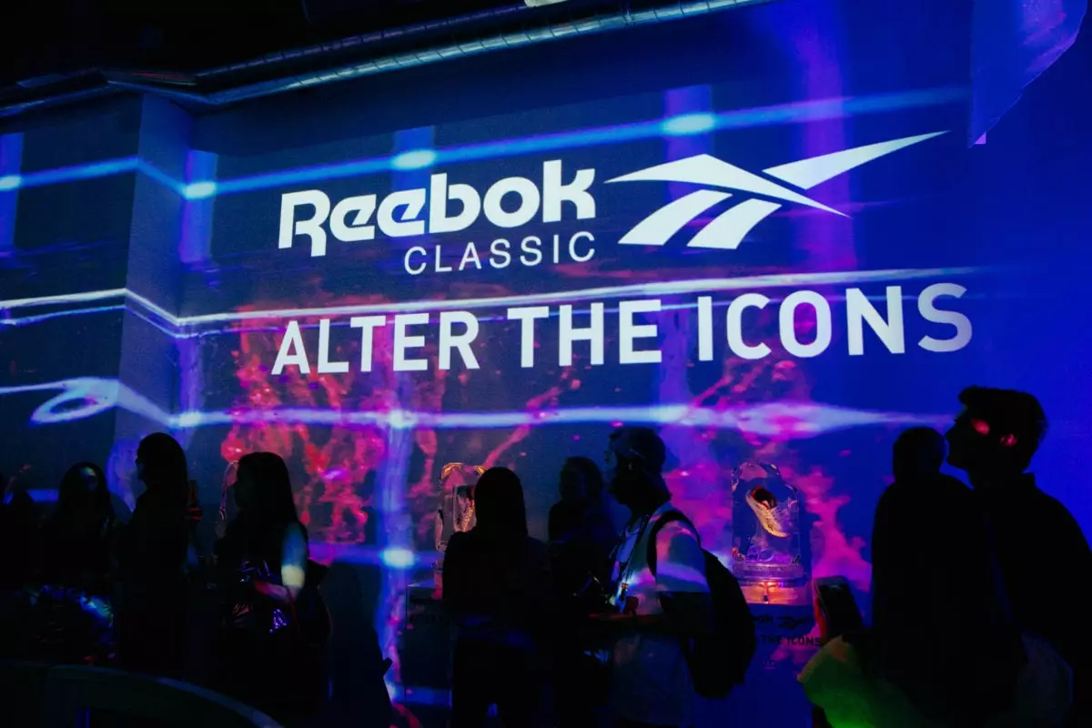 Reebok охолоджує Нью-Йорк за допомогою Pop-Up Ice Rink, щоб дебютувати зі своєю колекцією Alter The Icons ‘TRANSPARENCY’ 8256_6