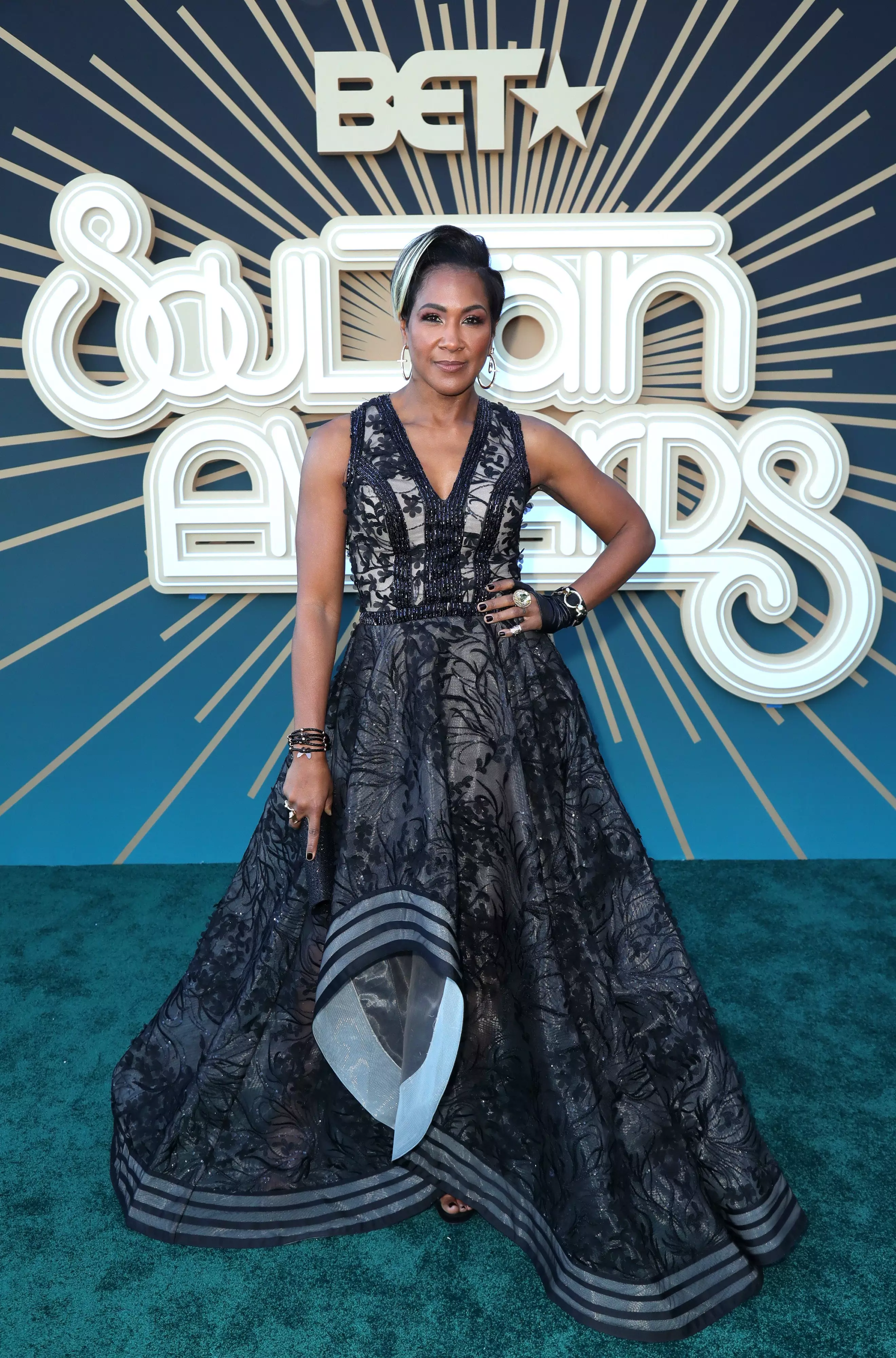 Los mejores momentos de la moda en los Soul Train Awards 2019 8962_24
