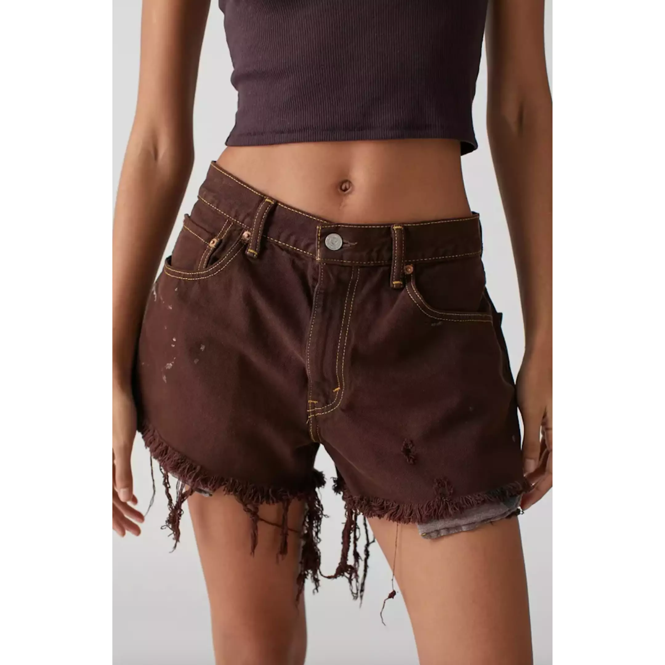 Kuhaa ang Imong Summer Shorts Gikan sa mga Urban Outfitters Samtang Gibaligya 9295_10