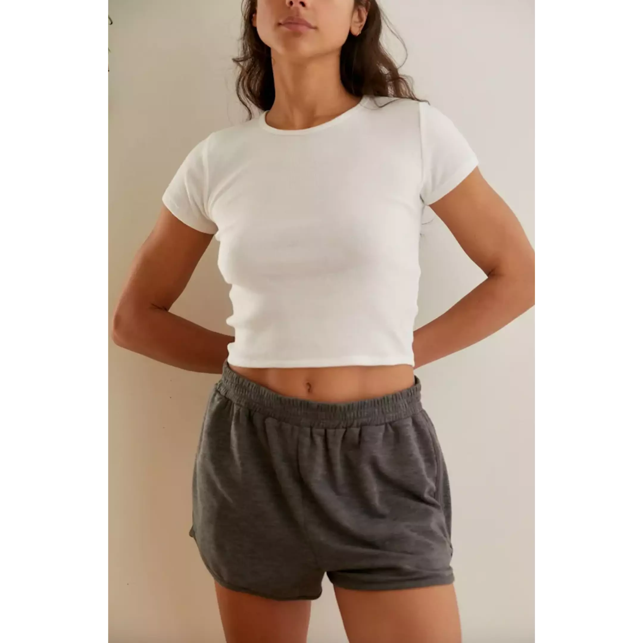 Luați pantalonii scurți de vară de la Urban Outfitters cât timp sunt la vânzare 9295_8