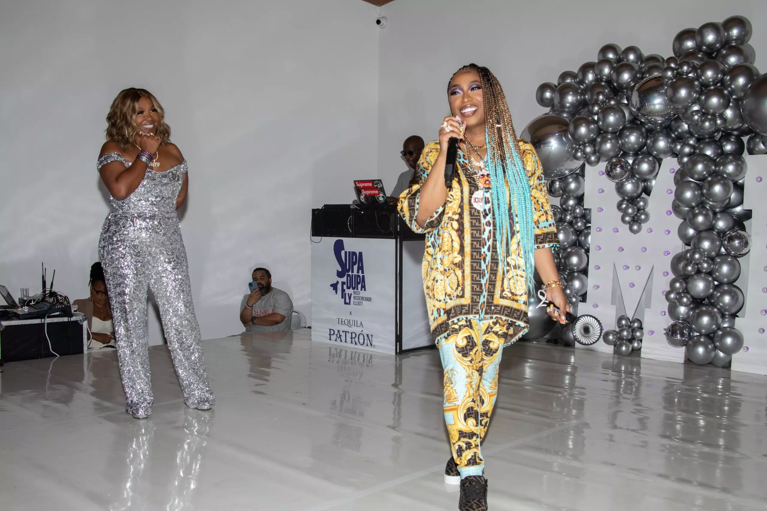 De iconische Missy Elliott geëerd met een geweldige verjaardagsbash om het 25-jarig jubileum van 'Supa Dupa Fly' te vieren